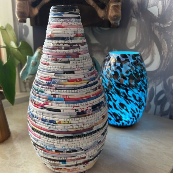 Vintage | Accents | Hand Crafted Recycled Magazine Newspaper Vase 5 ...